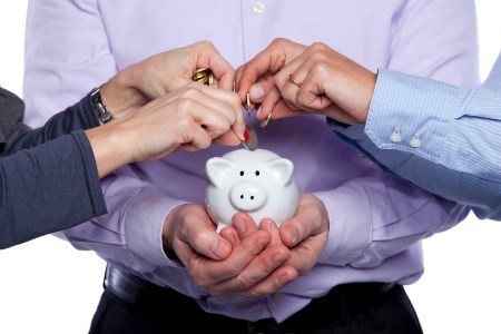 3 Reasons Why Any Business Should Use a Cheque Scanner