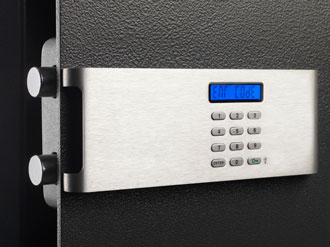 3 Ways Retailers Benefit from Smart Safe Technology